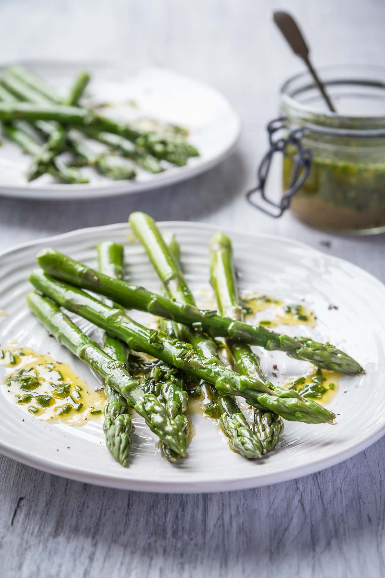 British asparagus with lemon and chive vinaigrette | British Asparagus